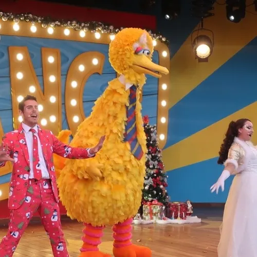 Welcome Big Bird, un pequeño espectáculo para los fans de Big Bird